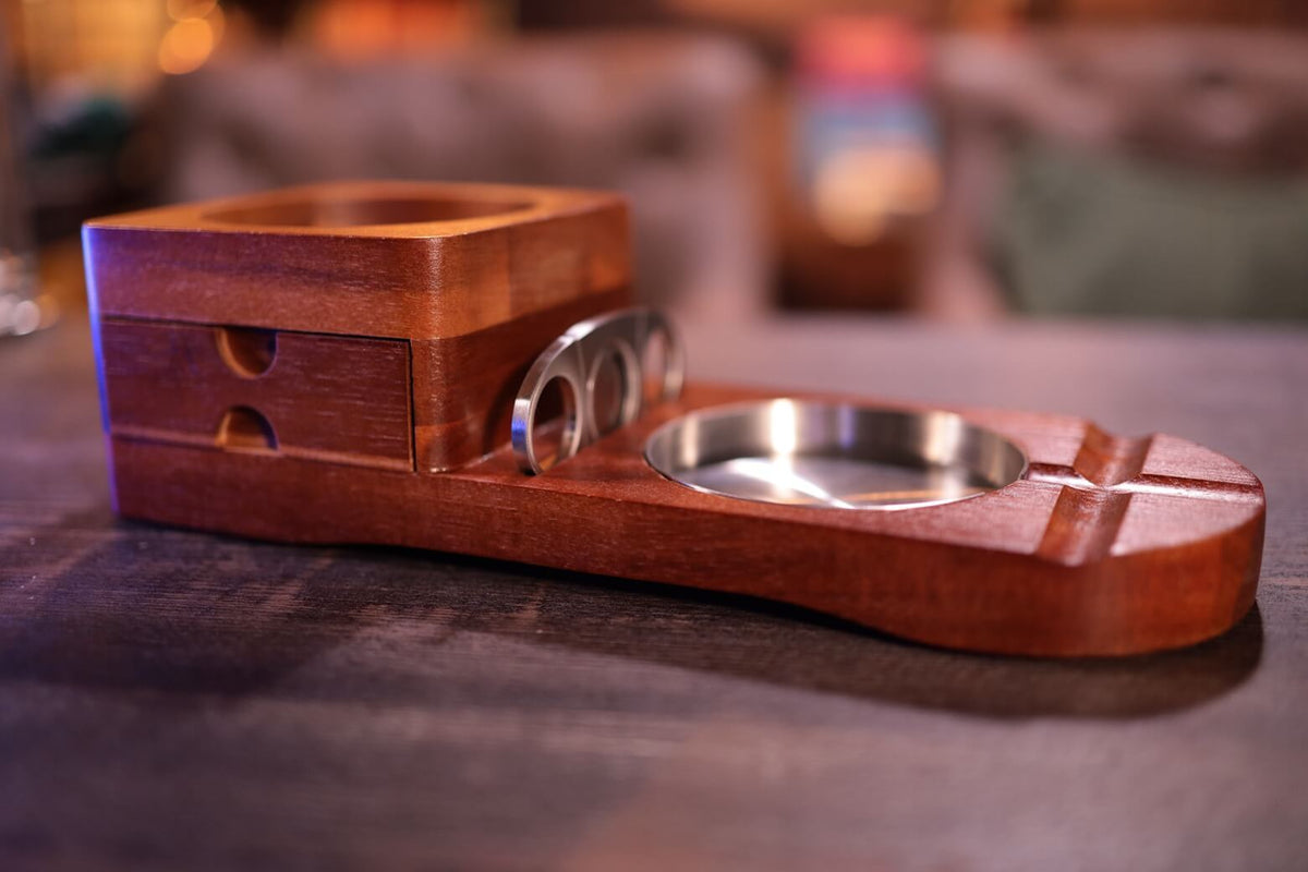 Ultimate Whiskey Glass & Cigar Tray – Luxurious Bastard Beard Co.